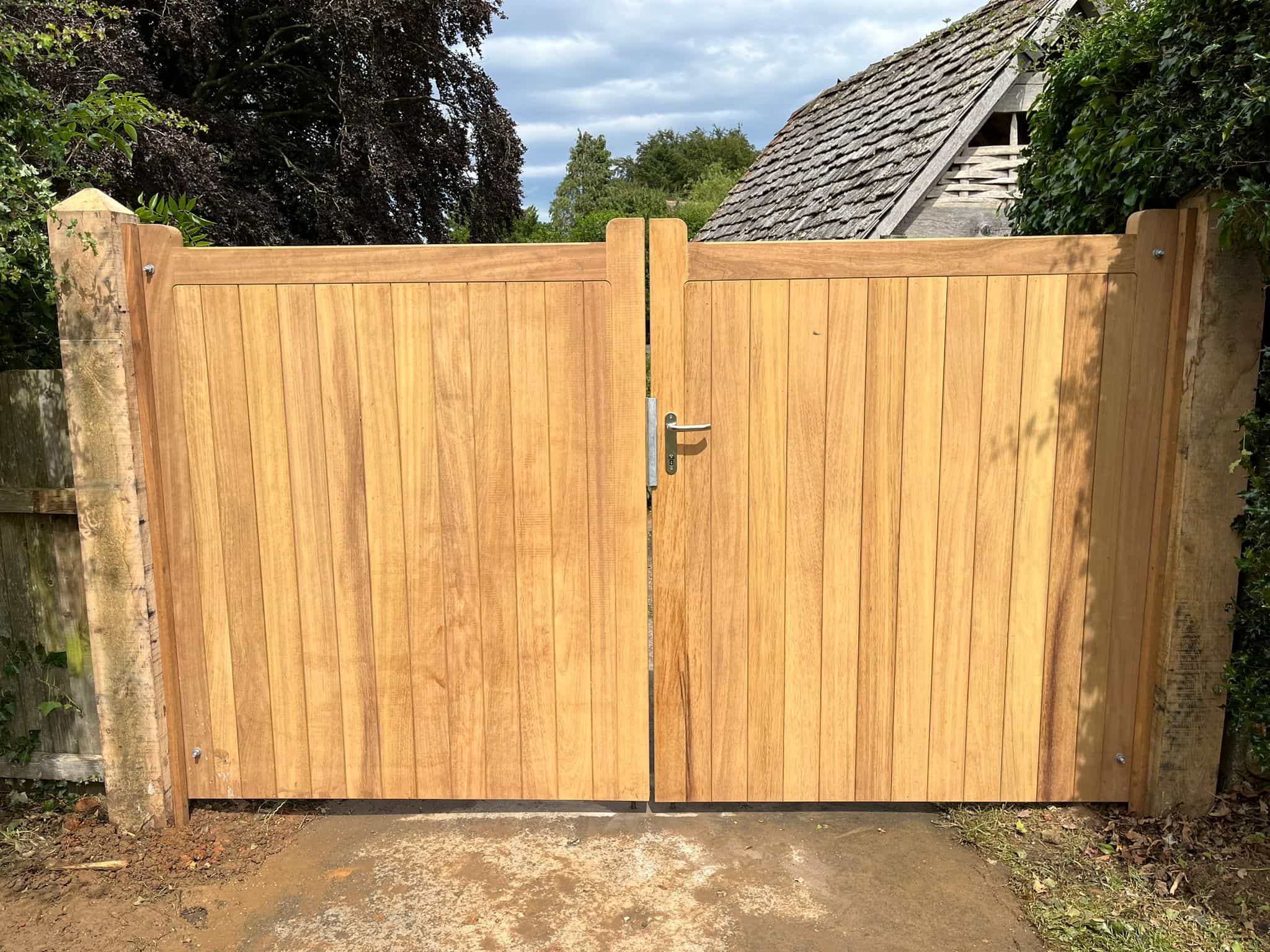 Reputable & Reliable Fencing Contractors | MJS Fencing Ltd